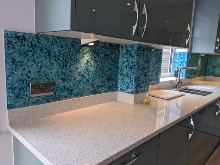 Glass Splashback Makeover: How to Paint with Precision – Top Tips ...